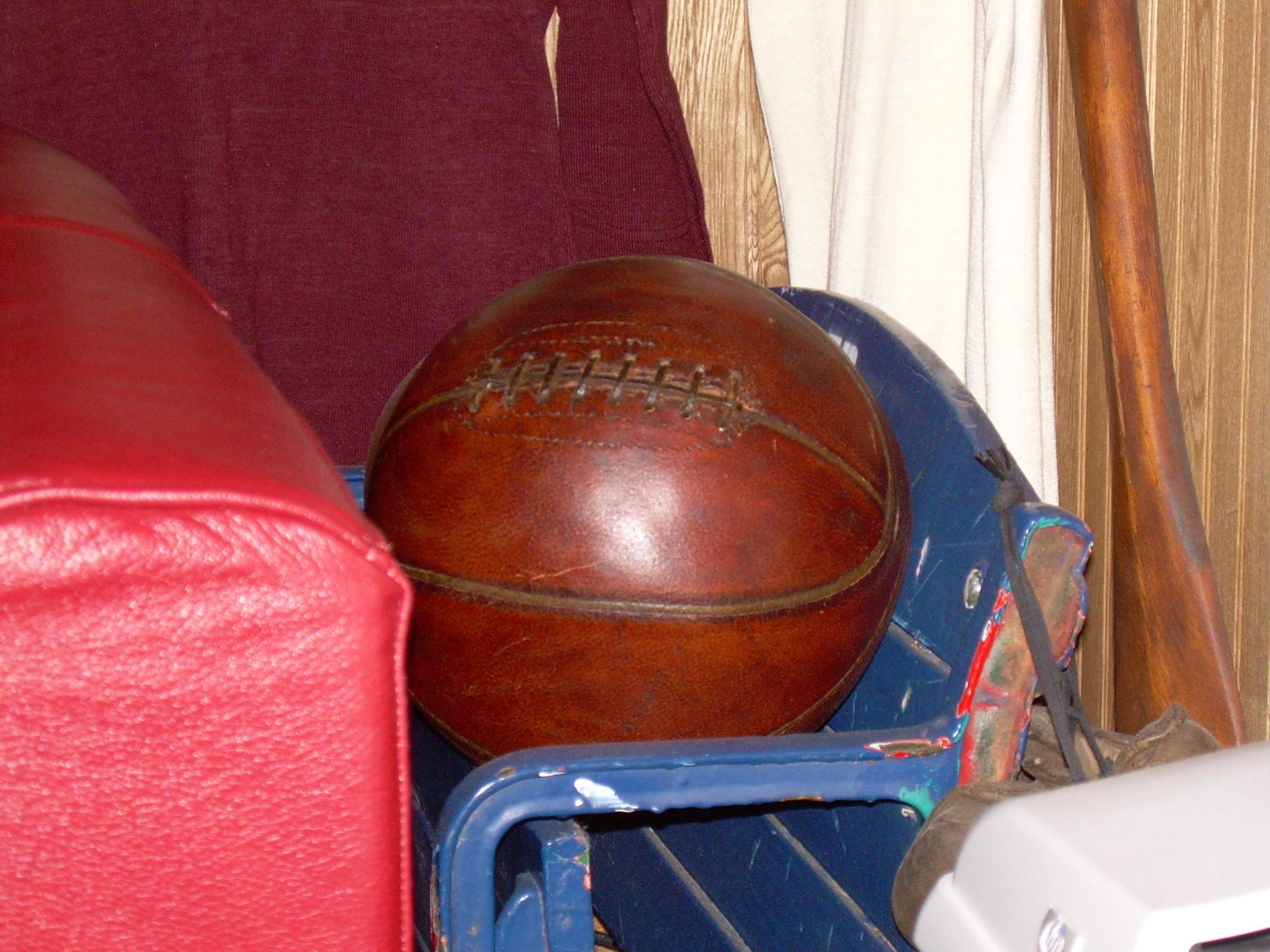 Early Laced Basketball/Early 1900s Spalding Crescent Catchers Mitt
